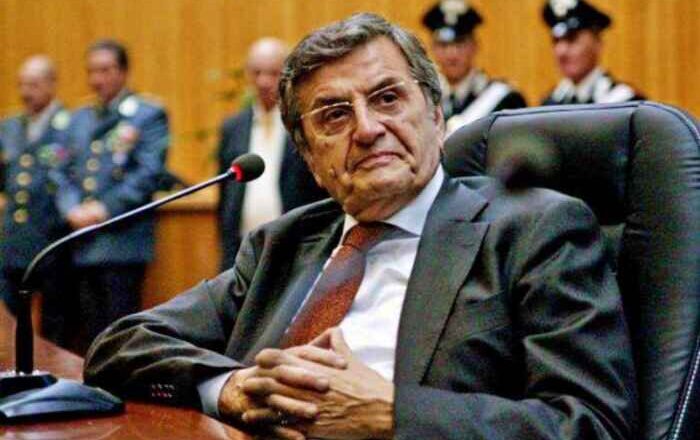 Lepore (Ex capo Procura Napoli) : "Sorpreso dalla sentenza di secondo ...