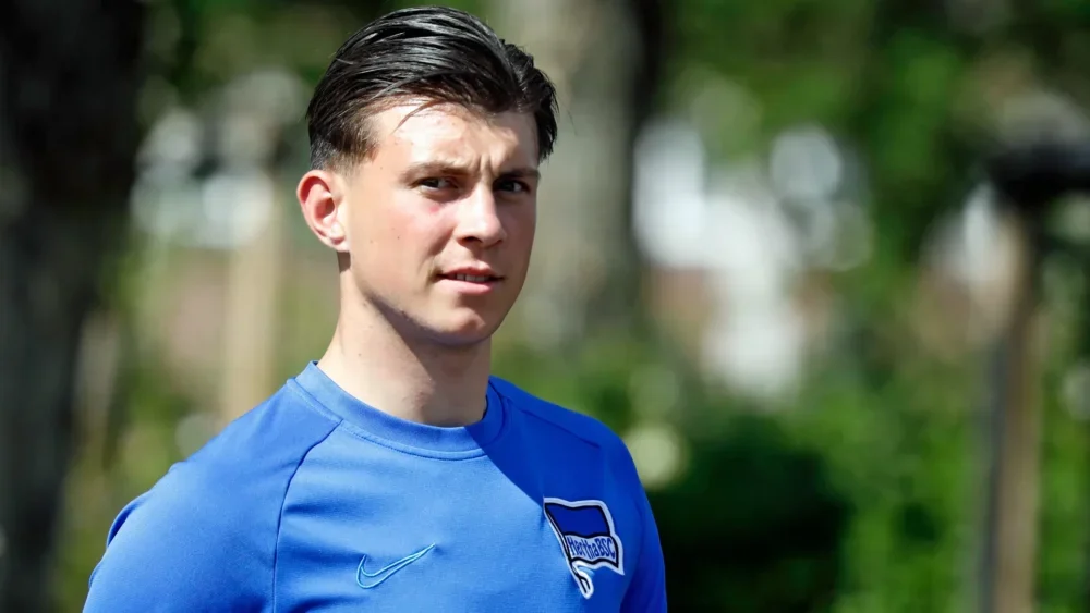 Samardzic, il padre del serbo oggi è atteso in Italia